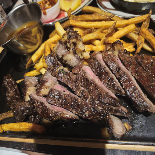 Legasea Bar & Grill Menu | Seafood, Prices, Hours at Moxy Times Square NY